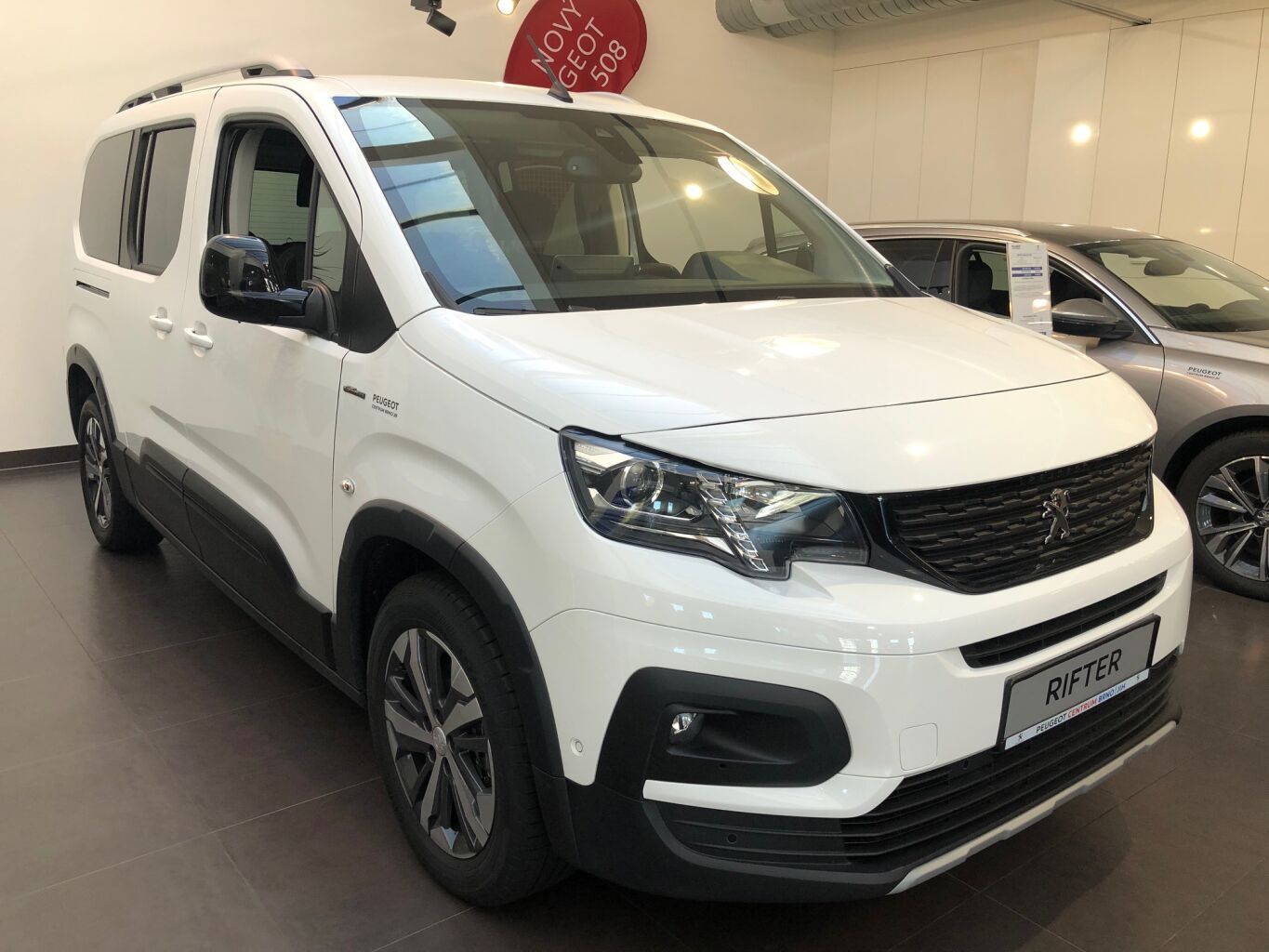 Nový Peugeot Rifter RIFTER LONG 7 míst GT 1.2 PureTech 130 EAT8 849 900 ...