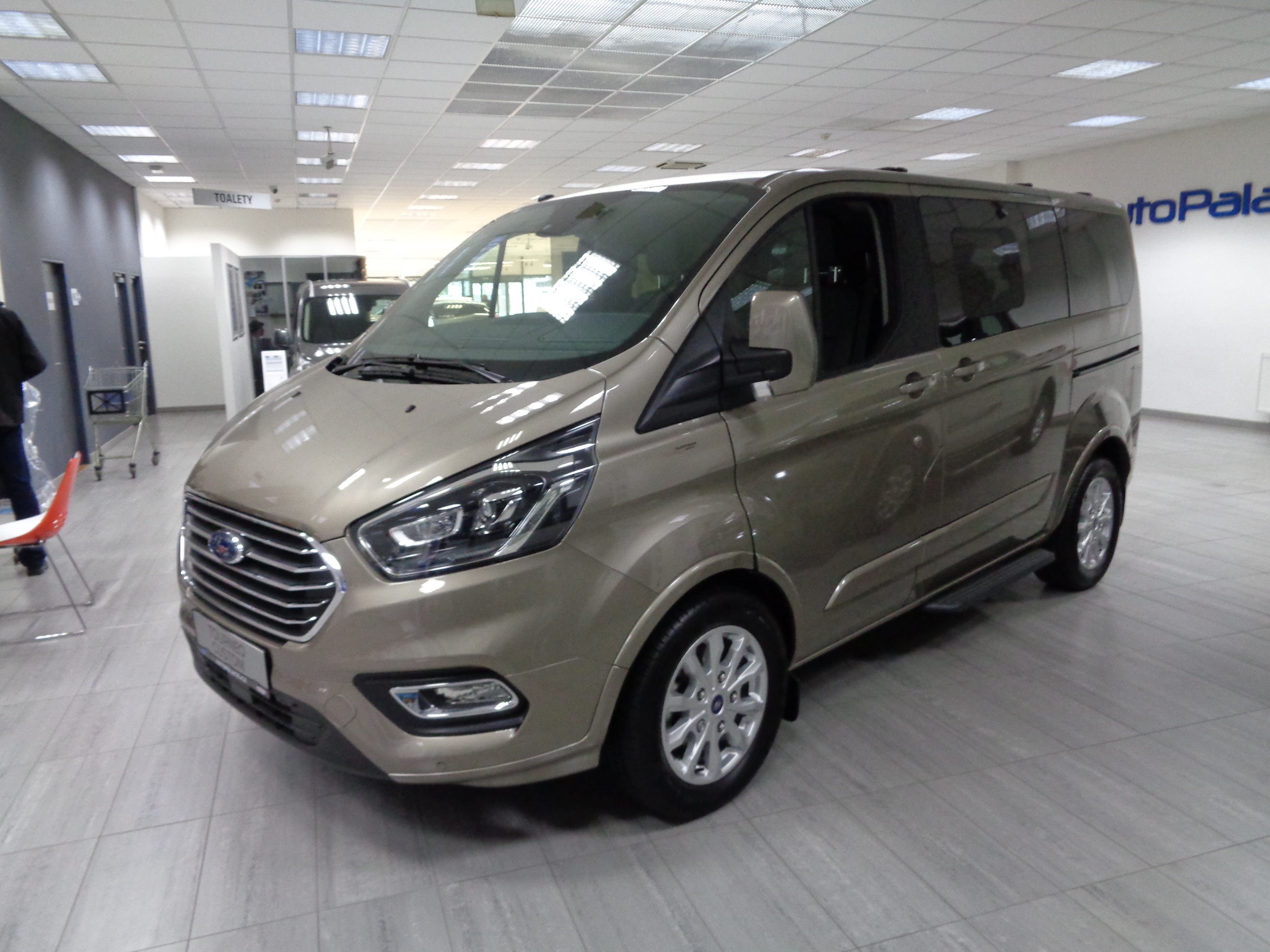 Nový Ford Tourneo Custom CUSTOM TOURNEO, 320 L1, TITANIUM X, 2.0 185K ...
